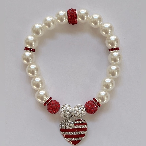 Jewelry | Kamala Harris Heart Of America Pearl Bracelet Delta Sigma ...